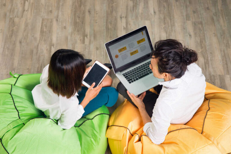 Apa Itu Buddy System? Tujuan, Cara, & Contoh Timeline! - KantorKu